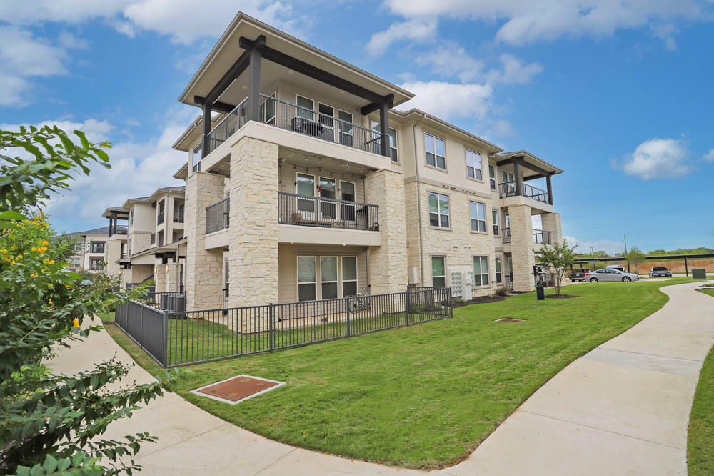 Apartments in College Station, TX. | City Heights at College Station ...